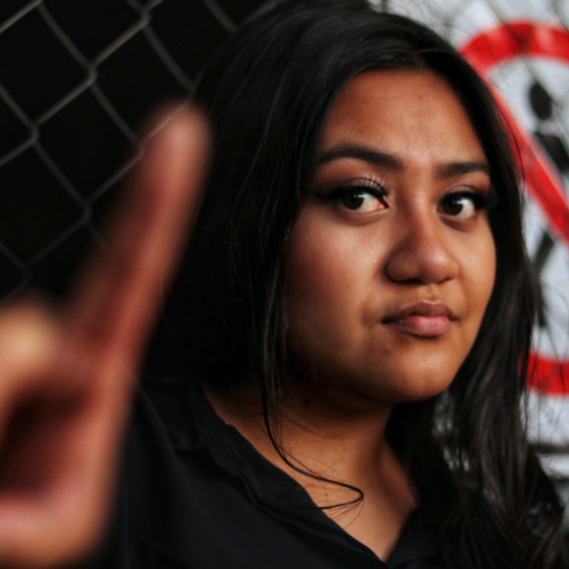 「constantly」と「consistently」の意味の違い | SPTR MEDIA